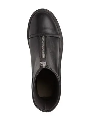 CELTIC & CO. Front Zip Boots
