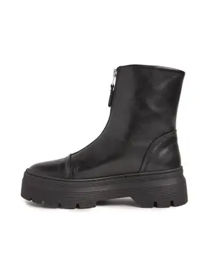 CELTIC & CO. Front Zip Boots