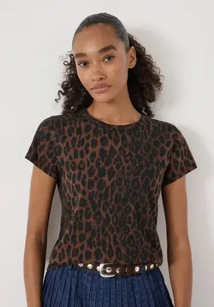 HUSH Printed Slim Fit Slub T-shirt