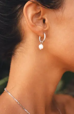 ATOLEA Hammered Pearl Hoop Earrings - Silver