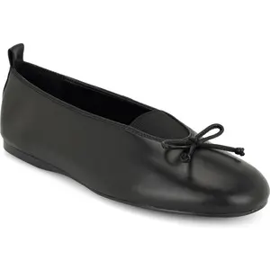 Nine West Smooch Flat