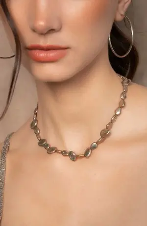 MELANIA CLARA Hematite Necklace