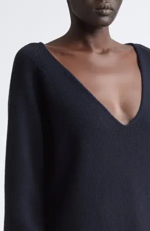 MAISON MARGIELA Wool Blend V-neck Sweater