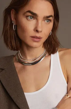 AURATE Bold Collar Necklace - White
