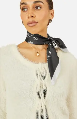 YUMI Eyelash Fluffy Tie Front Bolero
