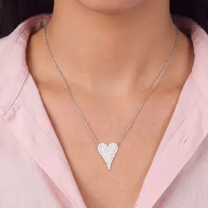 THE LOVERY Pave Heart Necklace