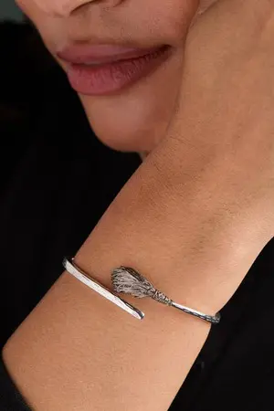 ALEX AND ANI The Wizard Of Oz Wicked Witch Broom Bypass Cuff