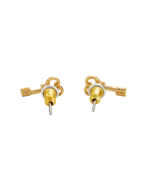 FABLE ENGLAND Key Stud Earrings