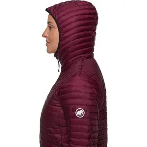 MAMMUT Broad Peak Light In Hooded Jacket