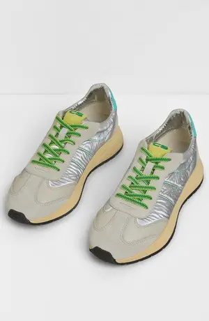 Charlotte Stone Sawyer Sneaker - Silver
