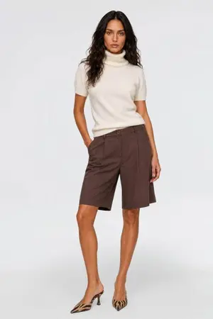 MONLICIA Vera Tencel Bermuda Shorts - Brown