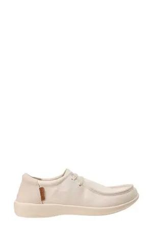 REVITALIGN Carefree Tuscany Sneaker - White