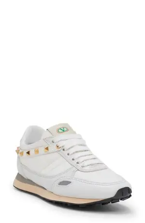 Valentino Garavani Stud Up Sneaker