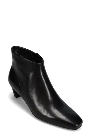 Vaneli Sadie Leather Bootie - Black
