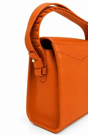 Écotorie Margaux Leather Crossbody Bag