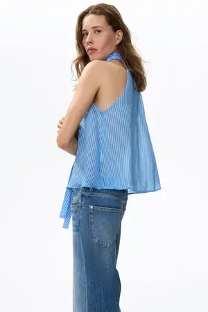 H&M Ruffled Bow-collar Top