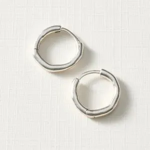 TEN THOUSAND VILLAGES Elisa Sterling Hoop Earrings