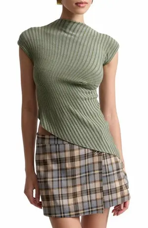 Avec Les Filles Radial Rib Asymmetric Mock Neck Top