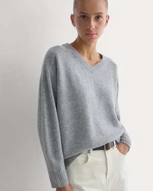 Everlane Cashmere High V Boyfriend Sweater Grey