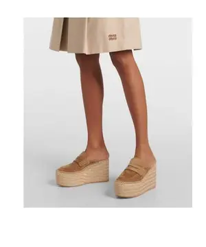 GIANVITO ROSSI Suede Espadrille Wedges