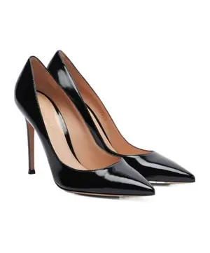 GIANVITO ROSSI Patent Leather Pumps - Black
