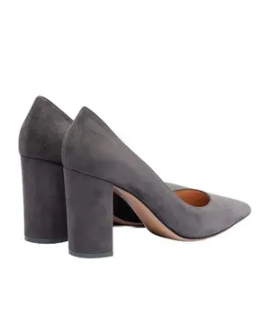 GIANVITO ROSSI Suede Pumps