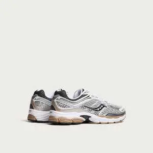 Saucony Progrid Omni 9 Og Sneaker