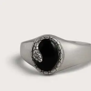 SERGE DENIMES Onyx Serpent Ring