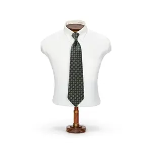 Ralph Lauren Handmade Silk Jacquard Foulard Pattern Neck Tie - Green Multi
