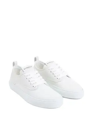 Givenchy Calf Leather Low Top Sneakers - White