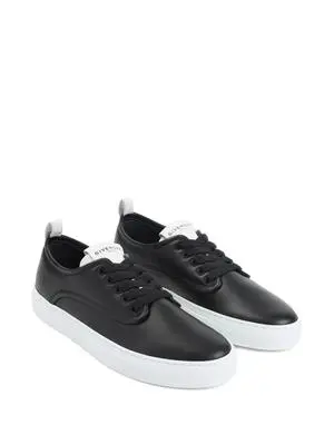 Givenchy Calf Leather Low Top Sneakers - Black