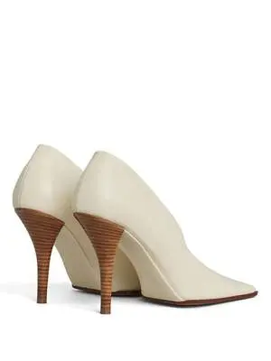 Alaïa Soft Square Pumps In Leather