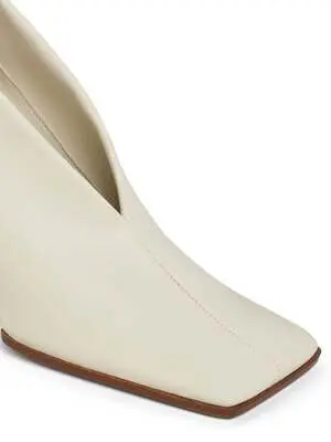 Alaïa Soft Square Pumps In Leather