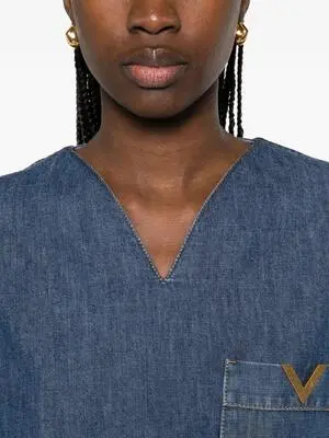 Valentino Garavani V-neck Denim Shirt With Logo Detail - Blue
