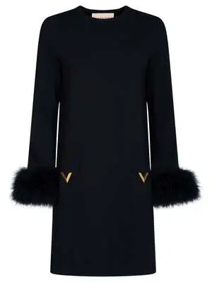 Valentino Garavani V Logo Feather-detail Knitted Dress - Black