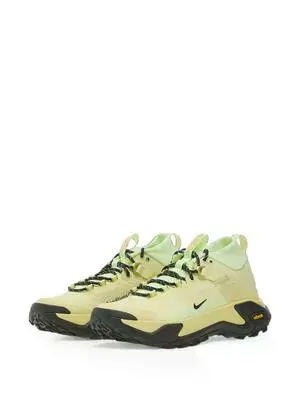 Nike Zegama Hike Sneakers