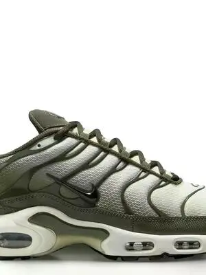 Nike Air Max Plus Sneakers