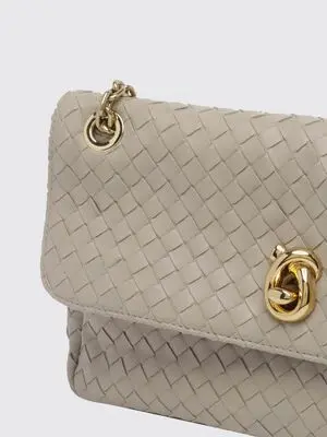 Bottega Veneta Madison Shoulder Bag In Intrecciato Leather - Cream