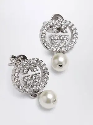 Gucci Brass Pendant Earrings With Synthetic Pearls And Rhinestone Gg Logo - White