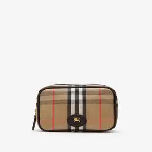 Burberry Highlands Pouch Handbag - Sand