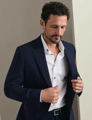CHARLES TYRWHITT Non-iron Twill With Contrast Buttons Slim Fit Shirt