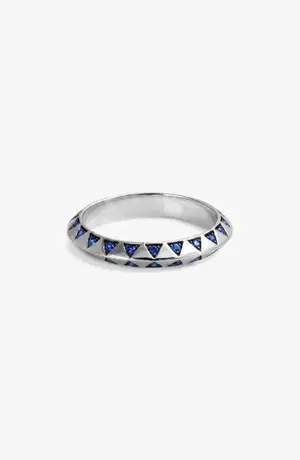 AWE INSPIRED Aura Sterling Silver Band Ring - Metallic Silver