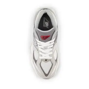 NEW BALANCE 9060 Sneakers - White