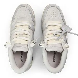 Off-White Vintagefinish Lowtop Sneaker