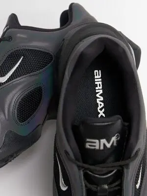Nike Sneakers - No