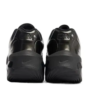 Nike Minimal Lowtop Sneakers