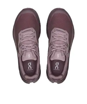 On Minimal Casual Sneakers