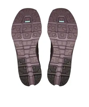 On Minimal Casual Sneakers
