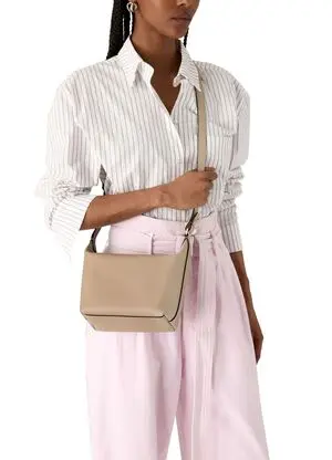 VALEXTRA Single Handle Crossbody Bag - No