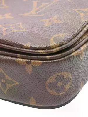 LOUIS VUITTON 2021-2026 Monogram Reverse Pochette Metis Satchel